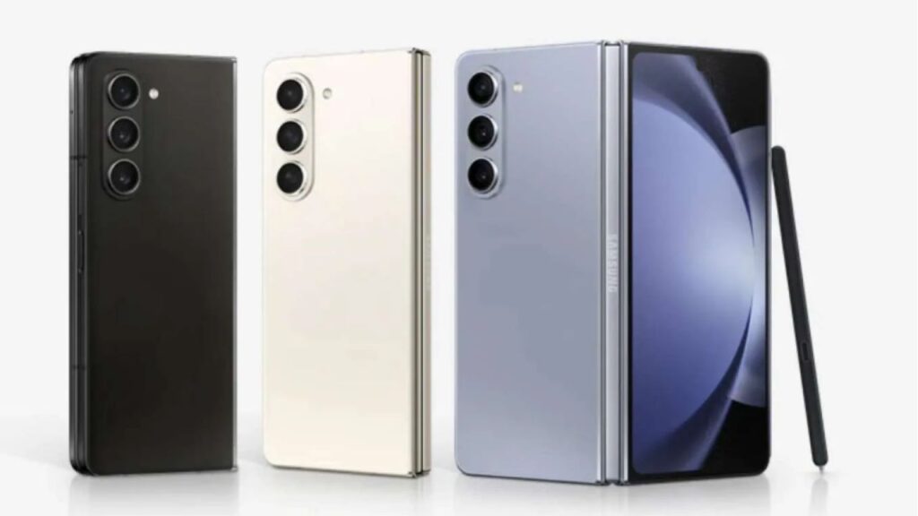 Discover How Samsung’s Latest Foldable Phone Transforms Into a Tablet ...