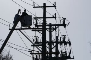 Monitoring Widespread Power Disruptions Amid Strong Winds Striking ...