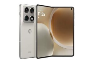 Motorola Razr Fold Resmi di CES 2026: Layar Lipat Besar & Kamera Canggih